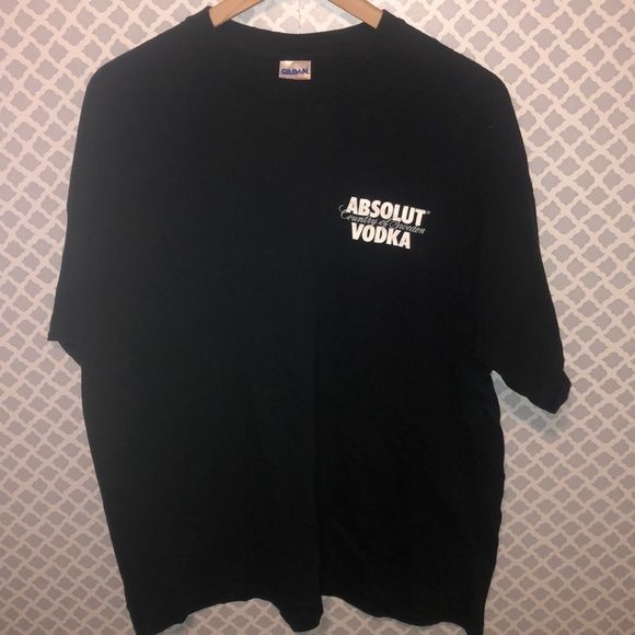 absolut vodka | Shirts | Absolut Vodka Tee | Poshmark